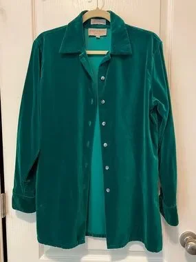 Vintage | Tops | Vintage Emerald Green Velvet Top Button Up Size 6 Pure ...